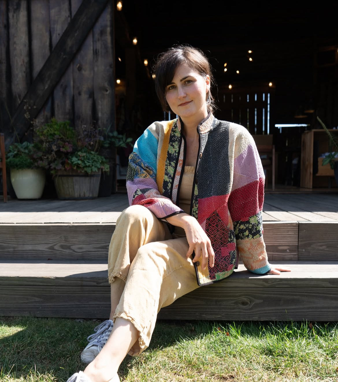 Meet Dana, Artist and Co-Owner of Ravenwoood – NAMAI